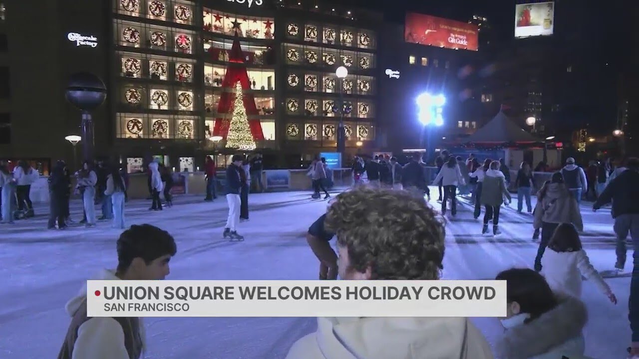Union Square welcomes holiday crowd - YouTube