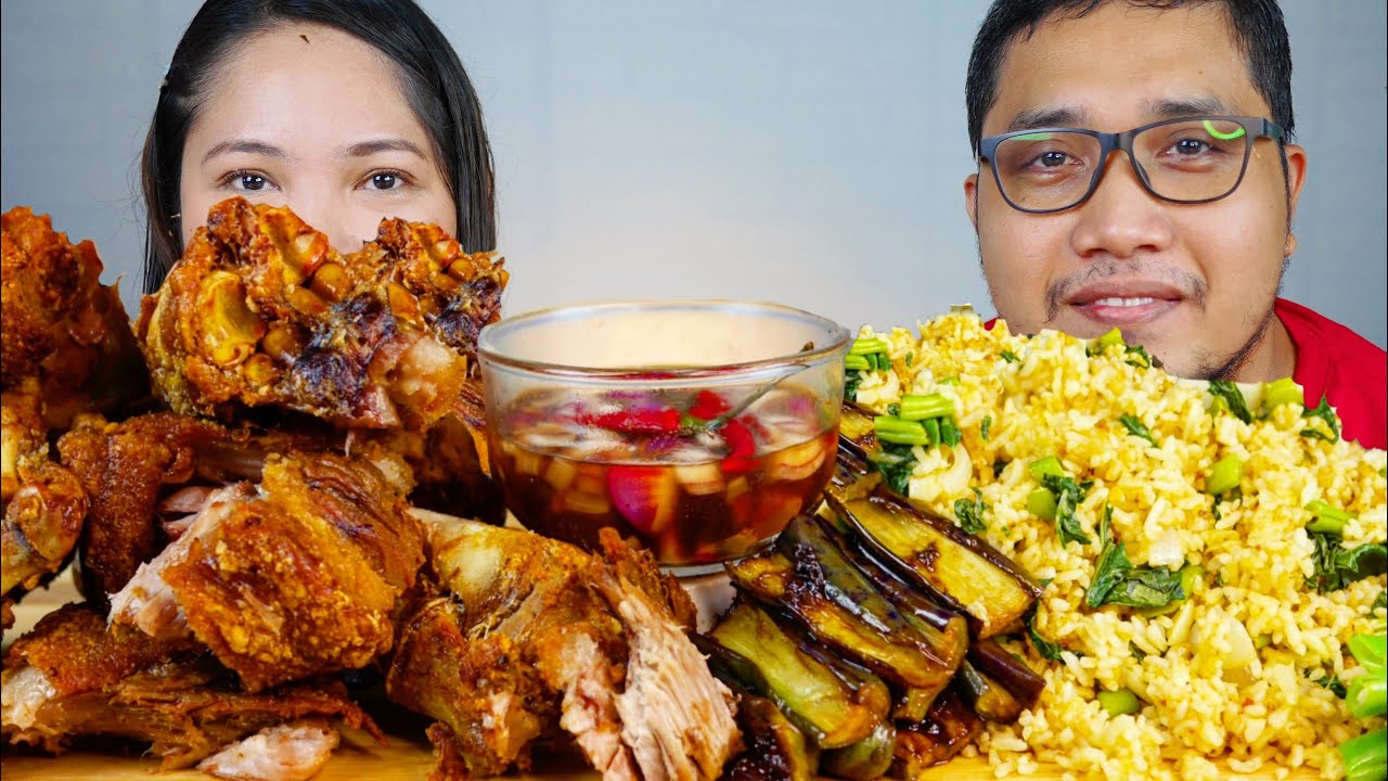 KARE KARE FRIED RICE AT CRISPY PATA - YouTube