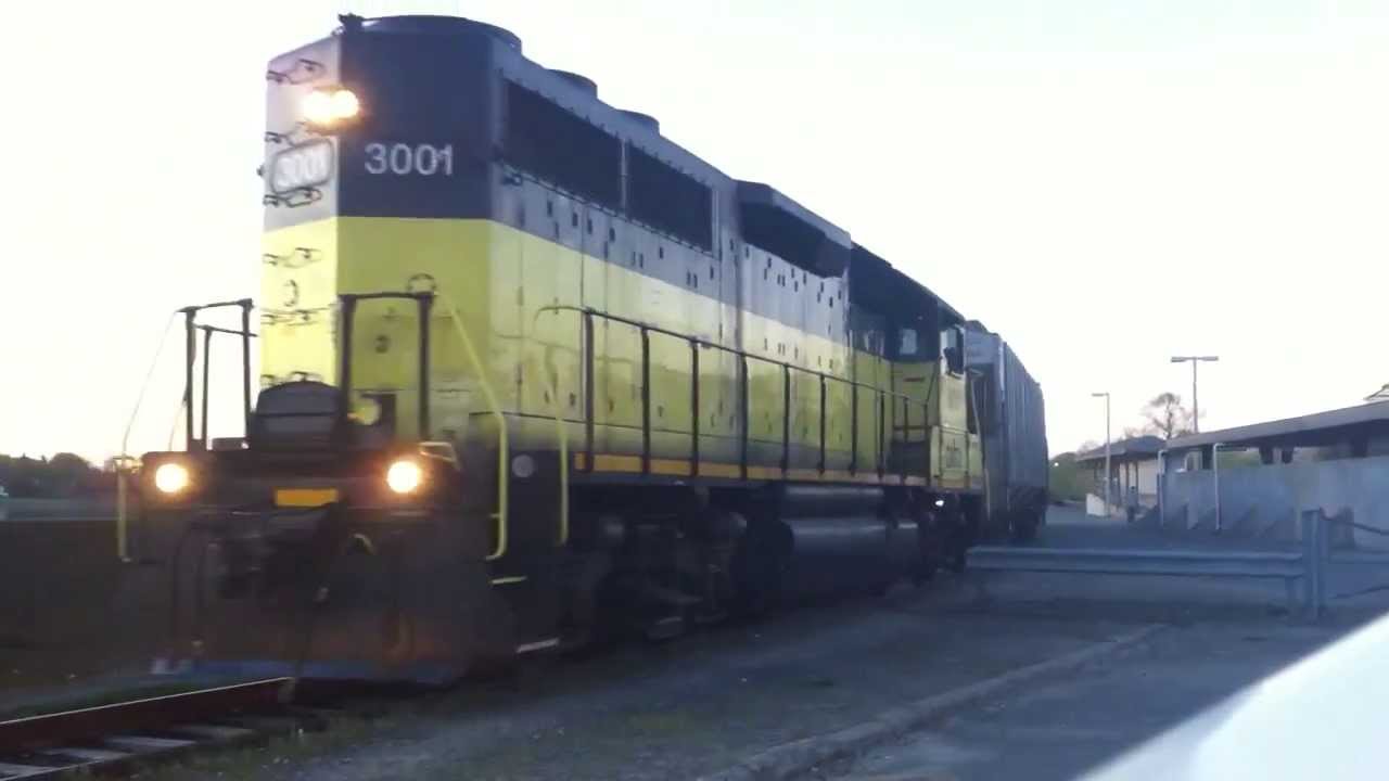 Pan Am/ GMTX #3001 at Salem, MA - YouTube
