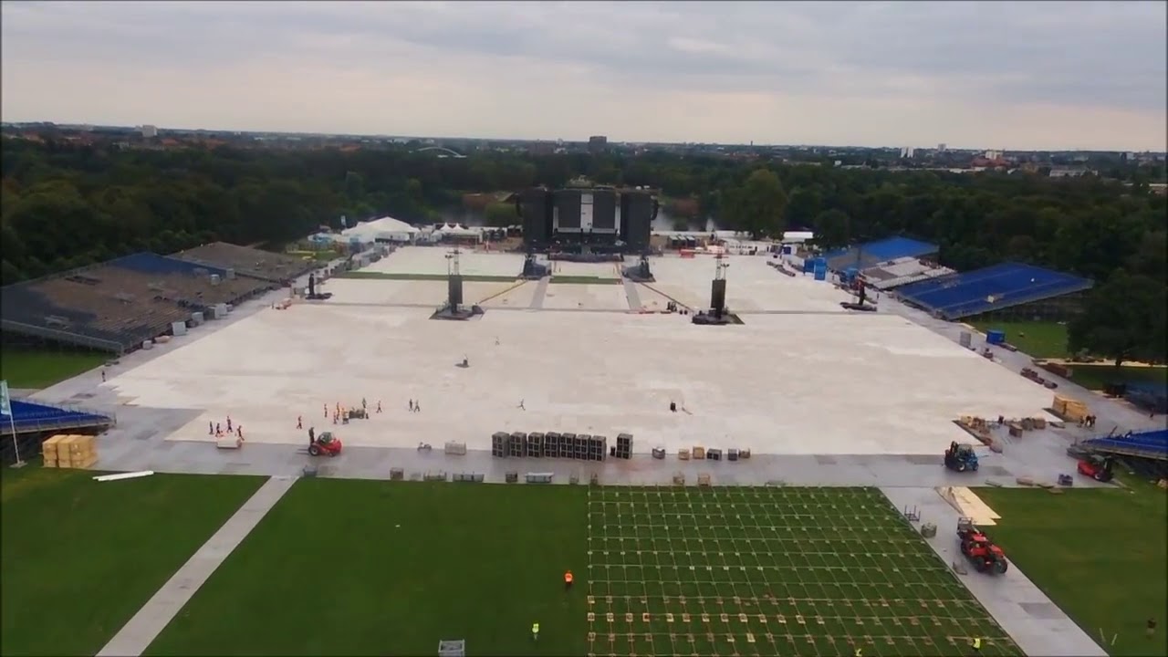 Stage 'No Filter' Tour 2017 Of The Rolling Stones - YouTube