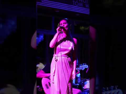 Norah Jones set - Bukowski’s jazz trio & Lisa Belikova