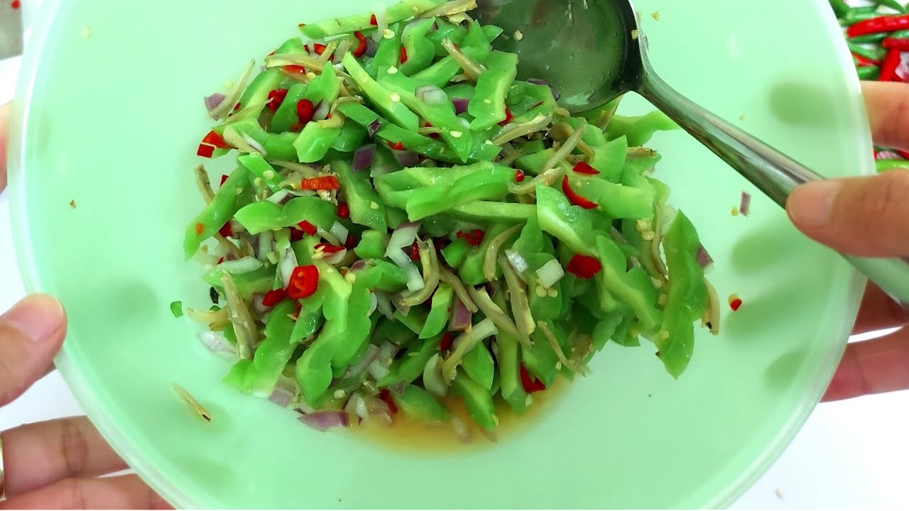 RESEPI ULAM PERIA DENGAN IKAN BILIS | SEDAP GILA!! - YouTube