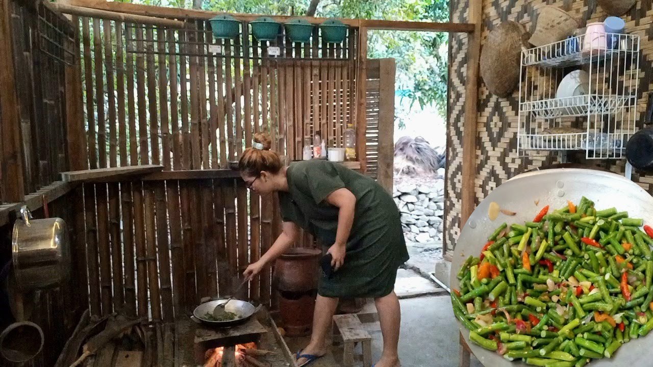Ke Sederhanaan Di DAPUR BAMBU PEDESAAN!! Pulang Ke Sorean Langsung ...