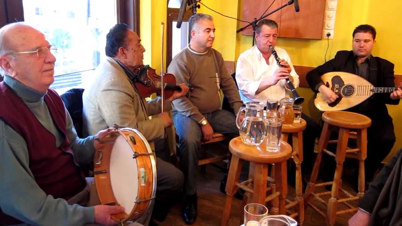 Δέλβινο με γύρισμα πωγωνίσιο - Κομπανία Στ. Ντέρου - YouTube