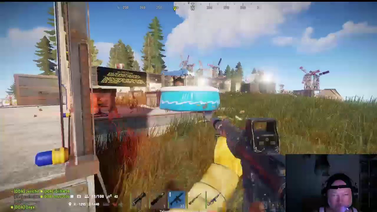 Highlander Hunter Vs ... Rust Crossover - YouTube