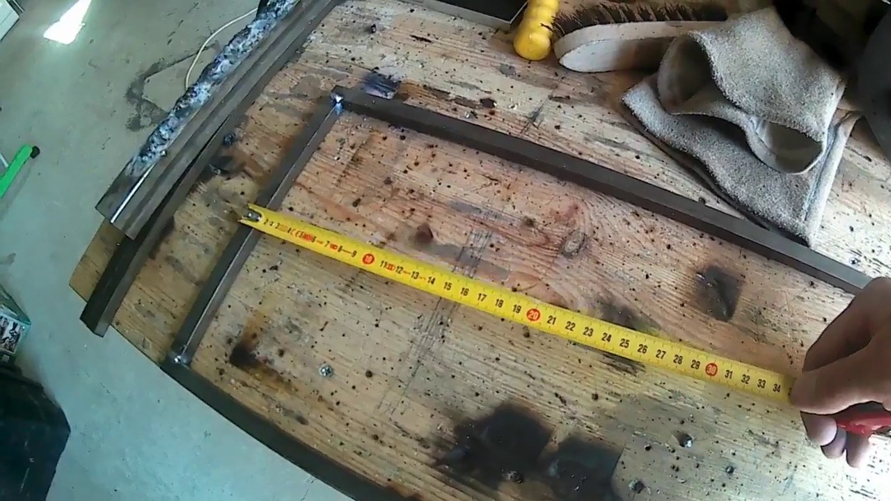 Comment faire une console métal ? Étape 1 : la structure - YouTube