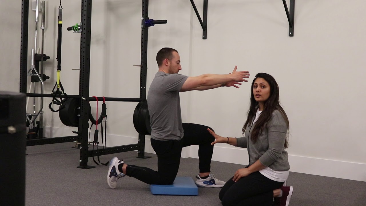 Split Squats With Arm Reach - YouTube