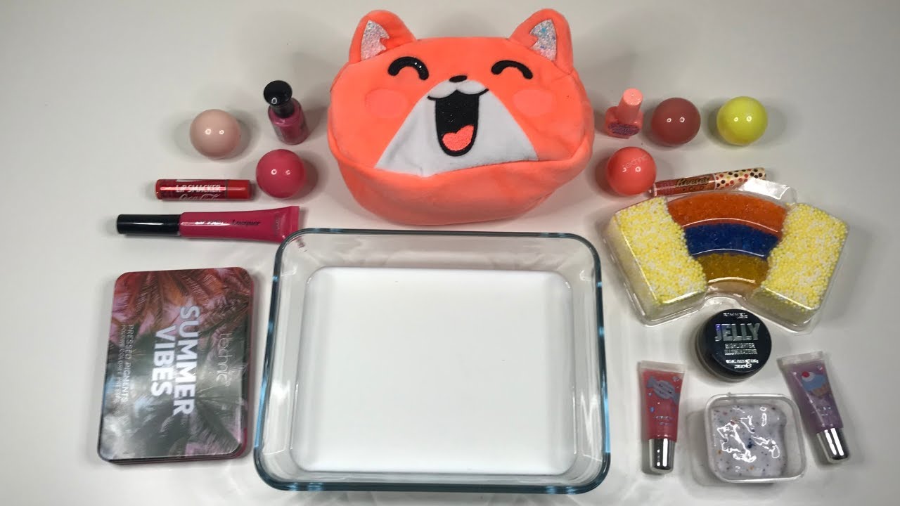 Mixing “Crackle slime” Makeup, Parts into slime, Satisfying slime video ...