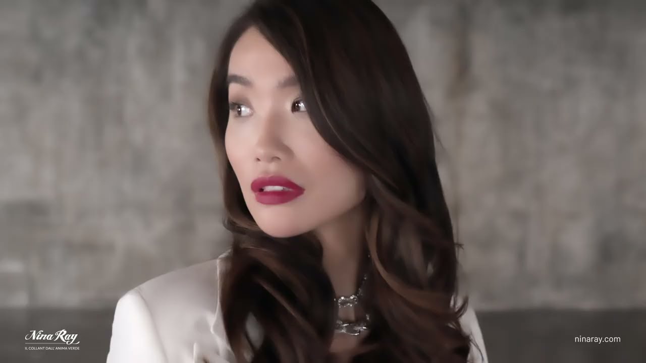 NinaRay.com Libera di sentirti donna con i collant Nina Ray - YouTube