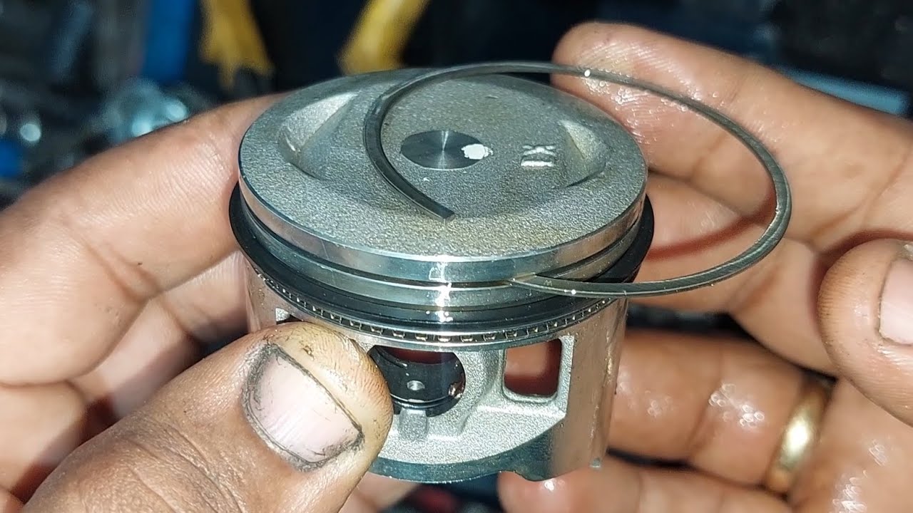 Así monto yo los anillos en el pistón - YouTube