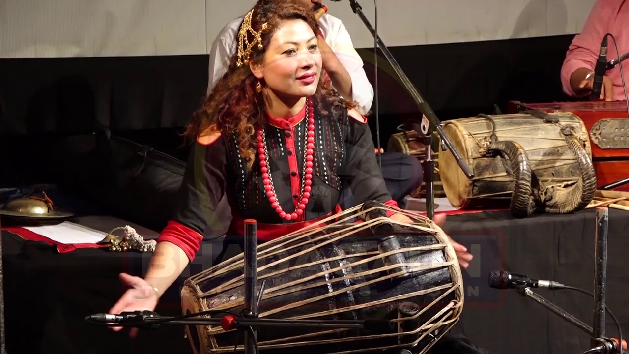 Playing newari instrument pachima - YouTube