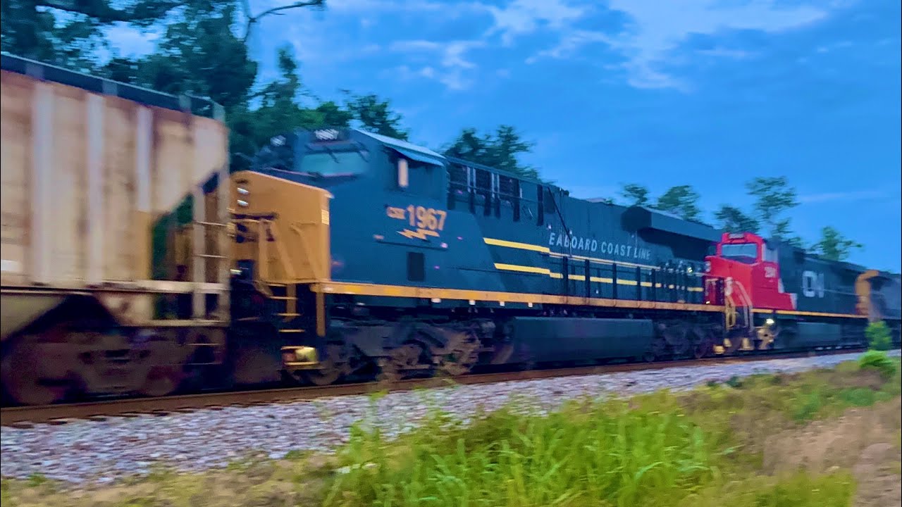 CSX B661-02 with CSX CW44AC 371 leading with the CSX 1967 SCL unit trailing on 05/06/2025 - YouTube