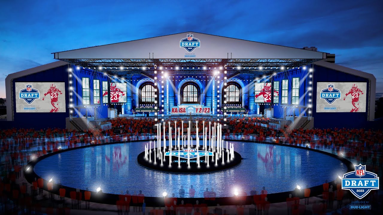 Dressing Up For The NFL Draft In Kansas City, Missouri - YouTube