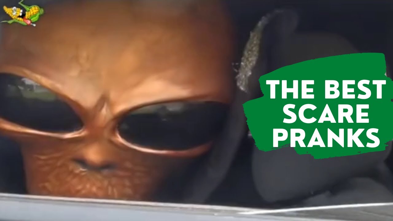 THE BEST SCARE PRANKS - YouTube