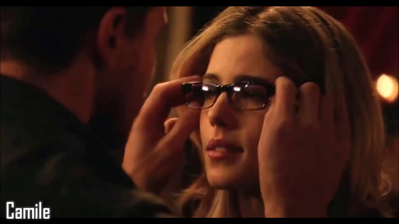 Oliver & Felicity - Just a kiss ( Olicity ) - YouTube