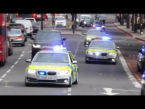 3X Metropolitan Police Pursuit units responding urgently in CONVOY ...