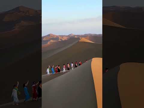 Today we are at the hottest places in the motherland, the Kuru Tagag Desert in Turpan, Xinjiang