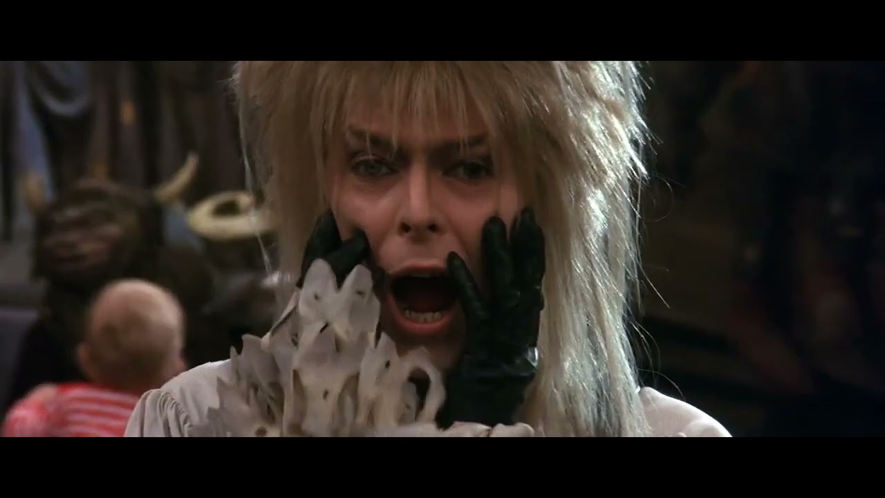 David Bowie Magic Dance Extrait Labyrinthe - YouTube