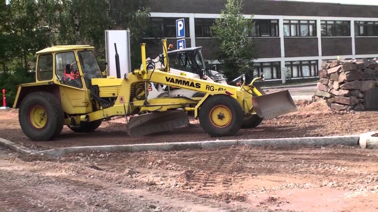 Old Valmet Vammas grader at work Part 2 - YouTube
