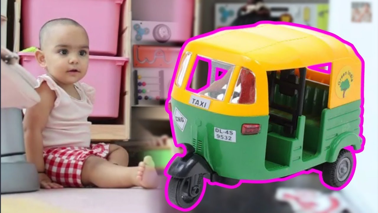 Lianna play with rickshaw | HINDI | Lianna and Divisha Official | - YouTube