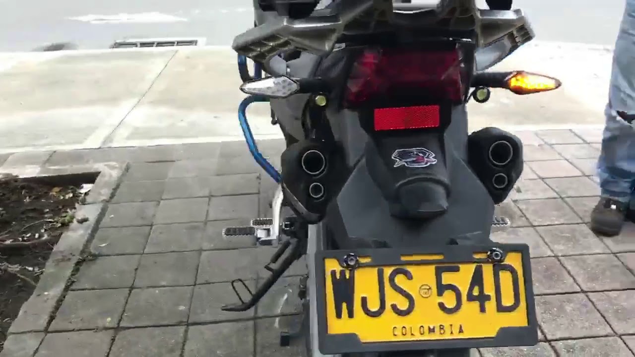 SONIDO MOFLE DOBLE EN AKT TT ADVENTOUR 250 / KIMOTO SUPERBIKE - YouTube