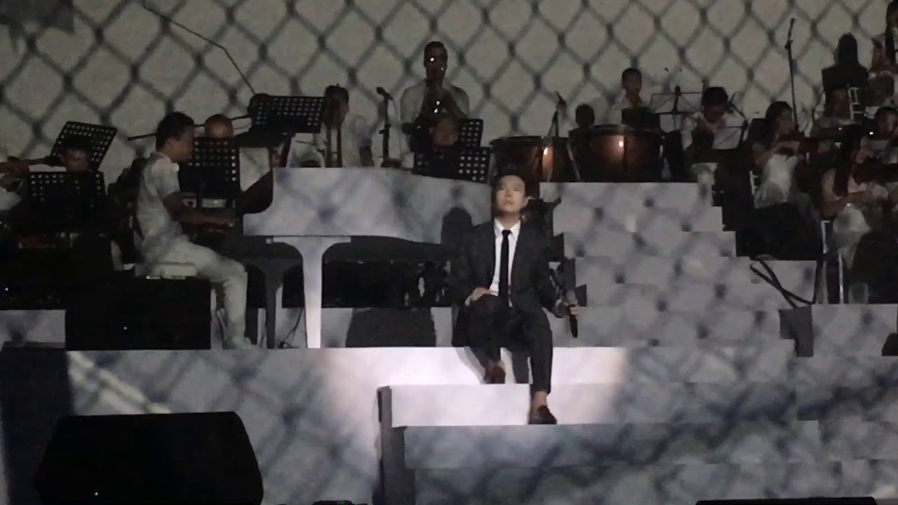 [Fragile Concert 9.9] Người Con Gái Ta Thương - Lê Hiếu - YouTube
