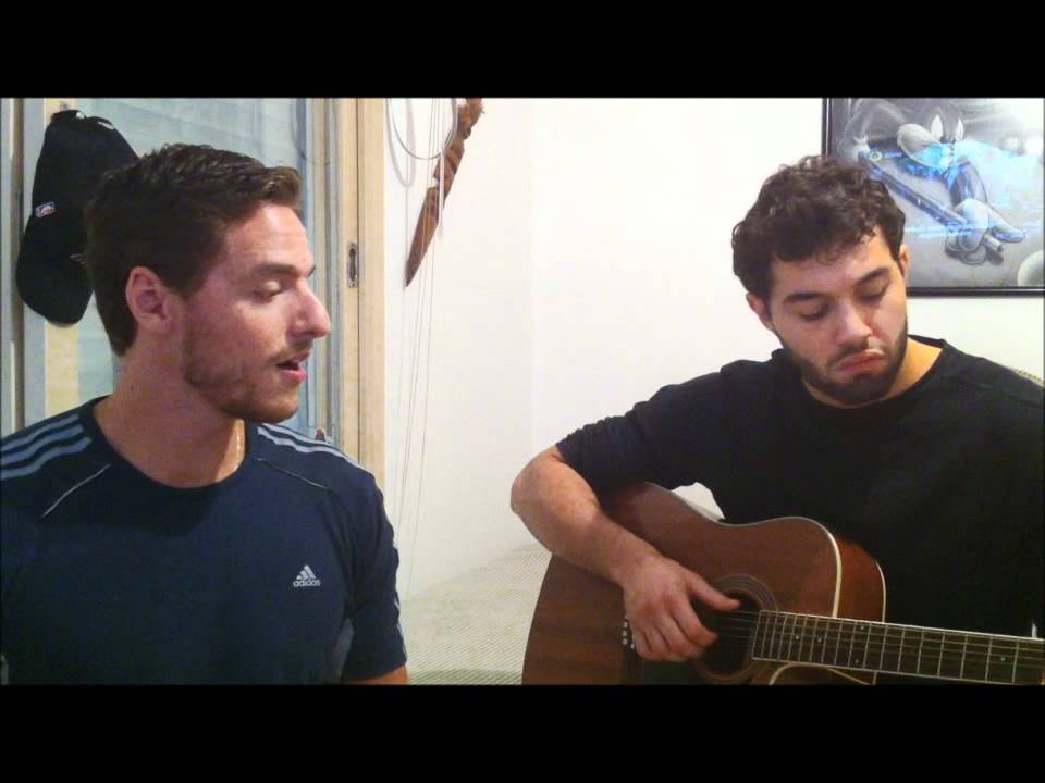 Mateus e Kim - Garotos II ( Leoni) - YouTube