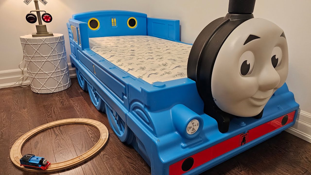 Thomas the Tank Engine Bed - YouTube