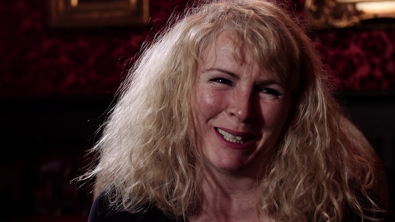 All Round To Nanny Jan-Jan's - YouTube