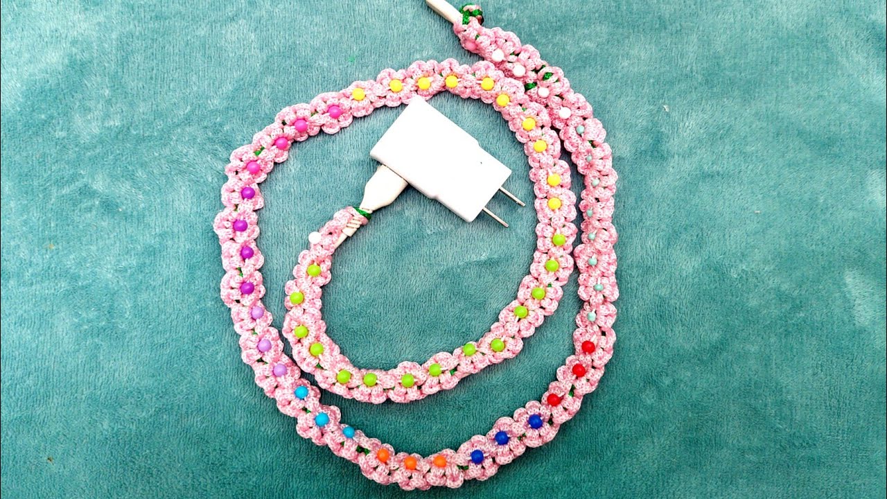 Protector para cable de celular Diseño de flores con hilo cola de rata ...