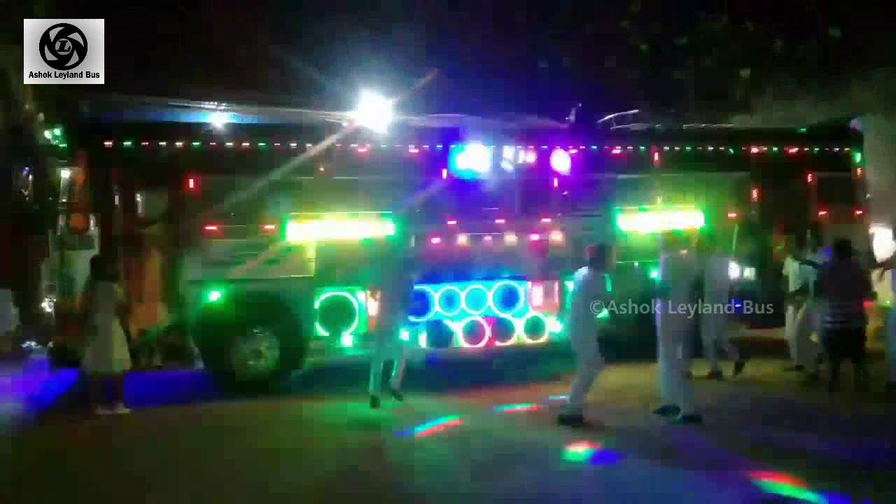 Dagaya bus outdoor dj - YouTube