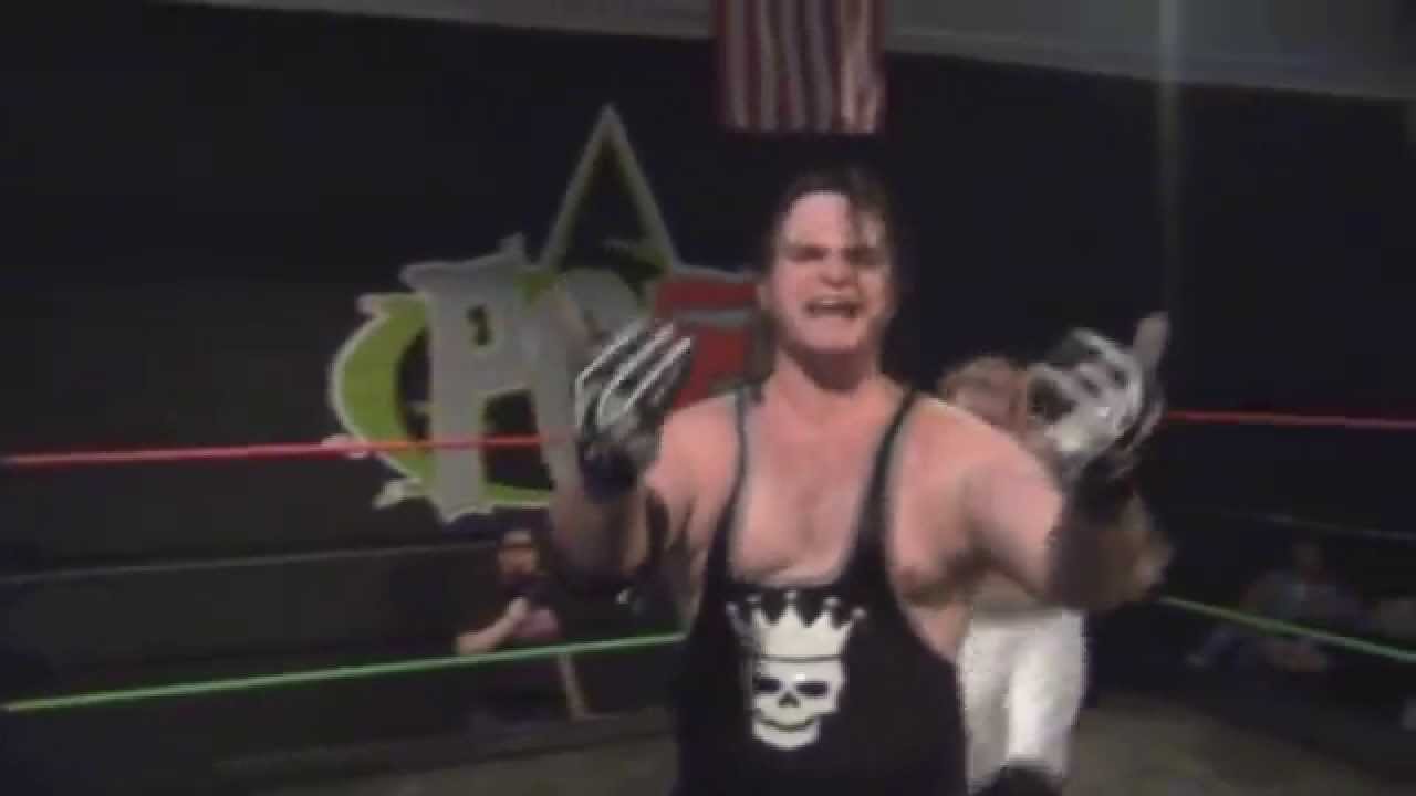 Lee Perfetto Vs P-Daddy - YouTube