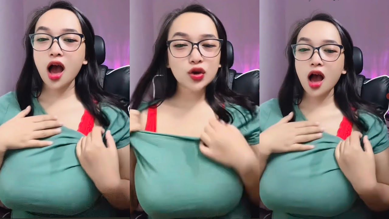 MENYALA !!! WARNA MERAH TAMENGNYA - YouTube