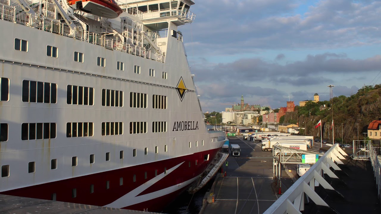 Viking Line Amorella. Vi har anlänt till Stockholm utrop. - YouTube