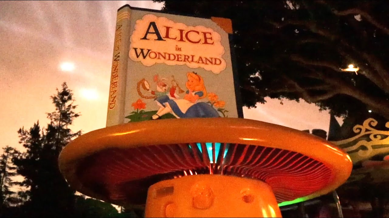 Alice in Wonderland (2024 night edition/Disneyland) - YouTube