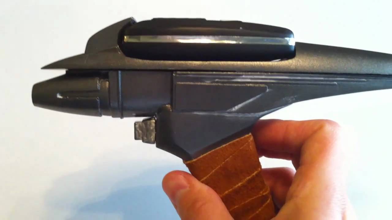 Star Trek: TNG "Final Mission" Phaser prop replica - YouTube