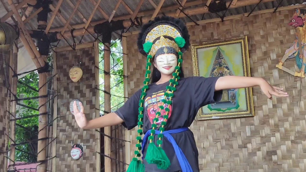 Tari Topeng Samba Palimanan " Latihan " - YouTube