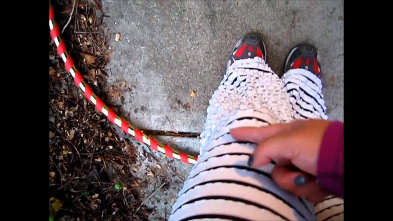 Hoopsie Daisy tutorial: hooping on one leg - YouTube