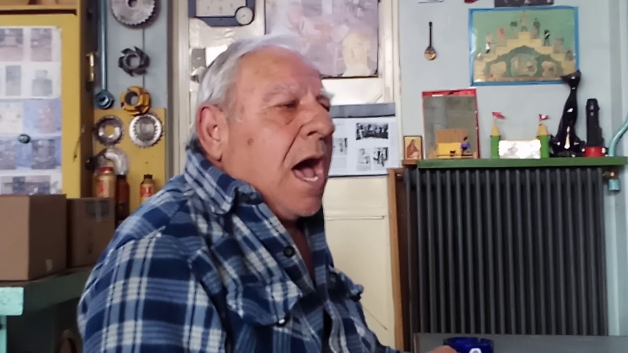 Ο γυαλινος κοσμος - YouTube