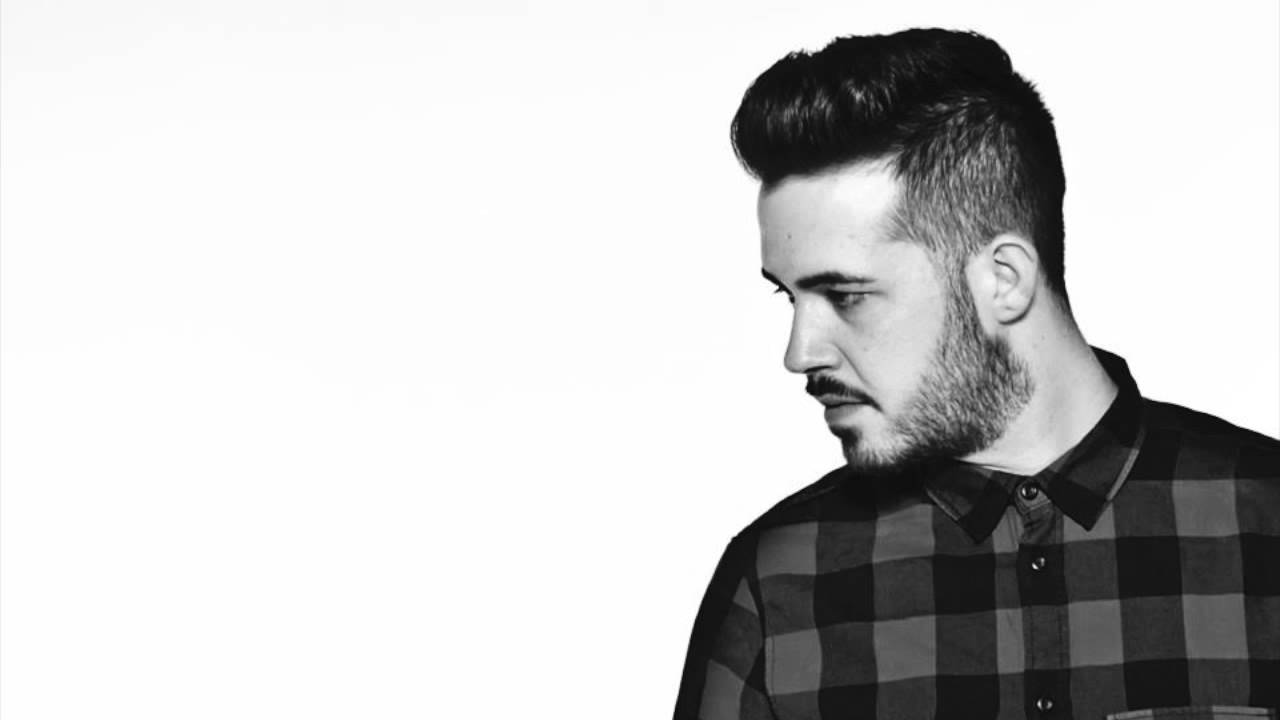 Leighton John // All i really want is you // Audio - YouTube