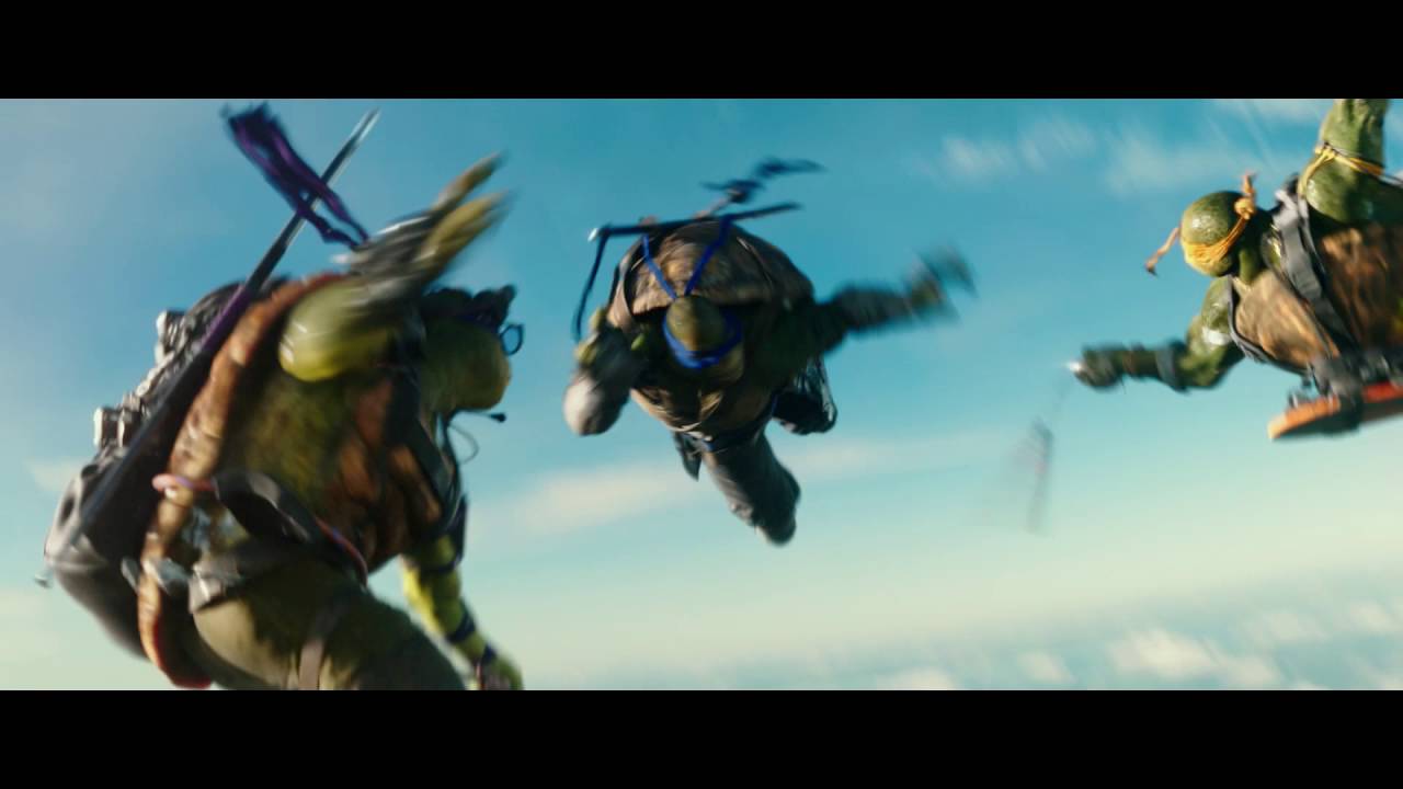 Teenage Mutant Ninja Turtles:Out of the Shadows | Clip: "Airplane Jump ...