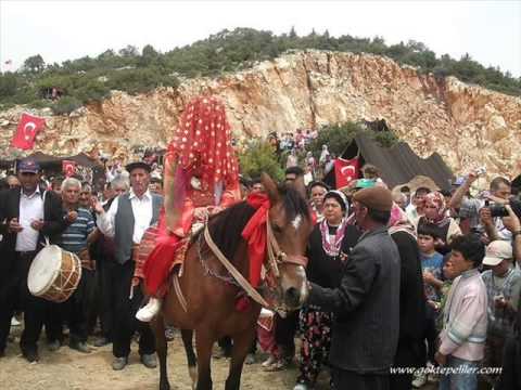 Tepenin Başında - Muğlalı Piyanist Oktay