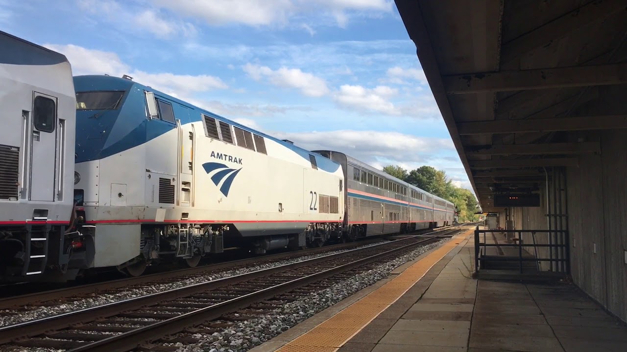 Amtrak capitol limited @ rockville with a fresh coat of paint on amtrak ...