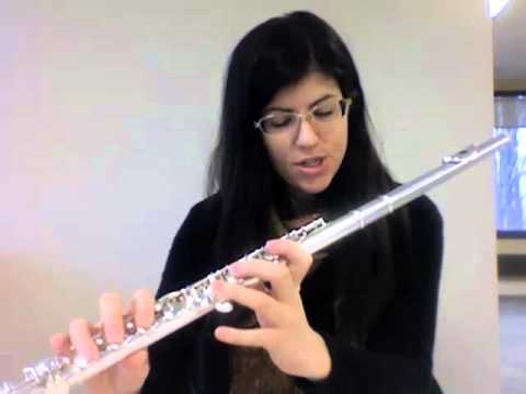Flute Hot Cross Buns D, C, Bb - YouTube