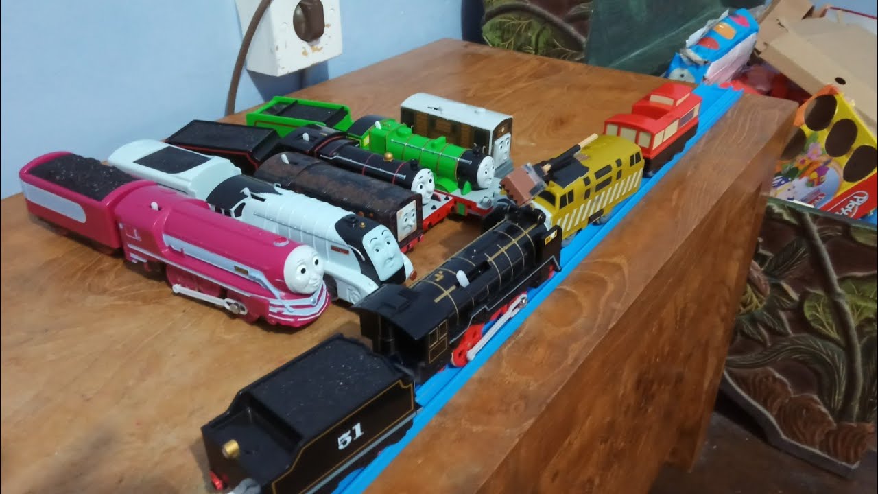 Thomas and Chuggington World Strongest Engine - YouTube