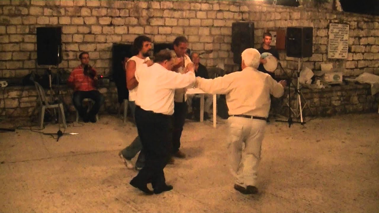 λια γιορτη πιτας 2013 - YouTube