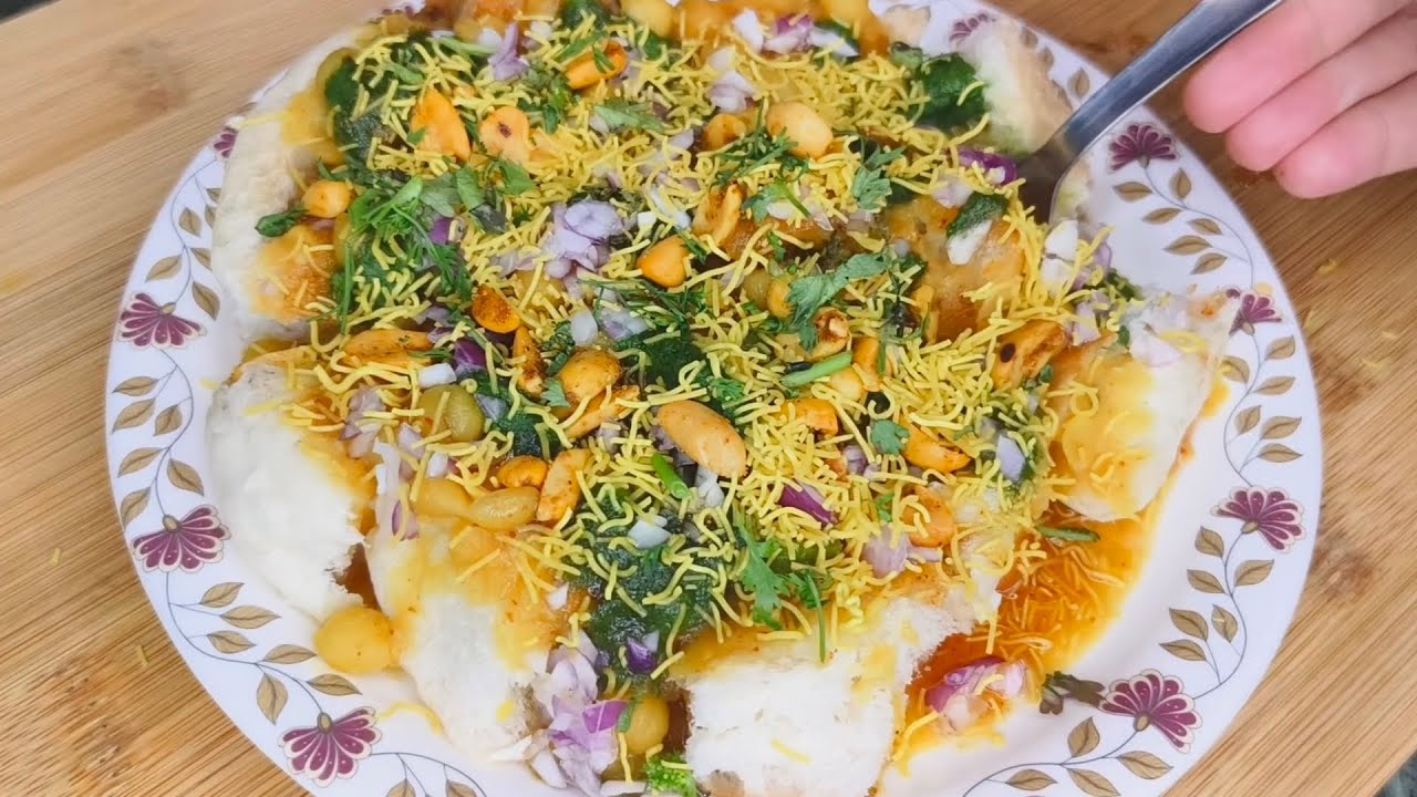 ગરમા-ગરમ ચટાકેદાર પાવ રગડો બનાવવાની રીત | ragda pav recipe| pav ragdo ...