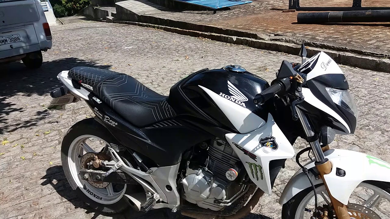 MINI HORNET CB300 semi guidão - YouTube
