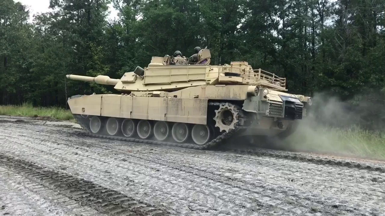 Fury Tank Company. 19K One Station Unit Training - YouTube