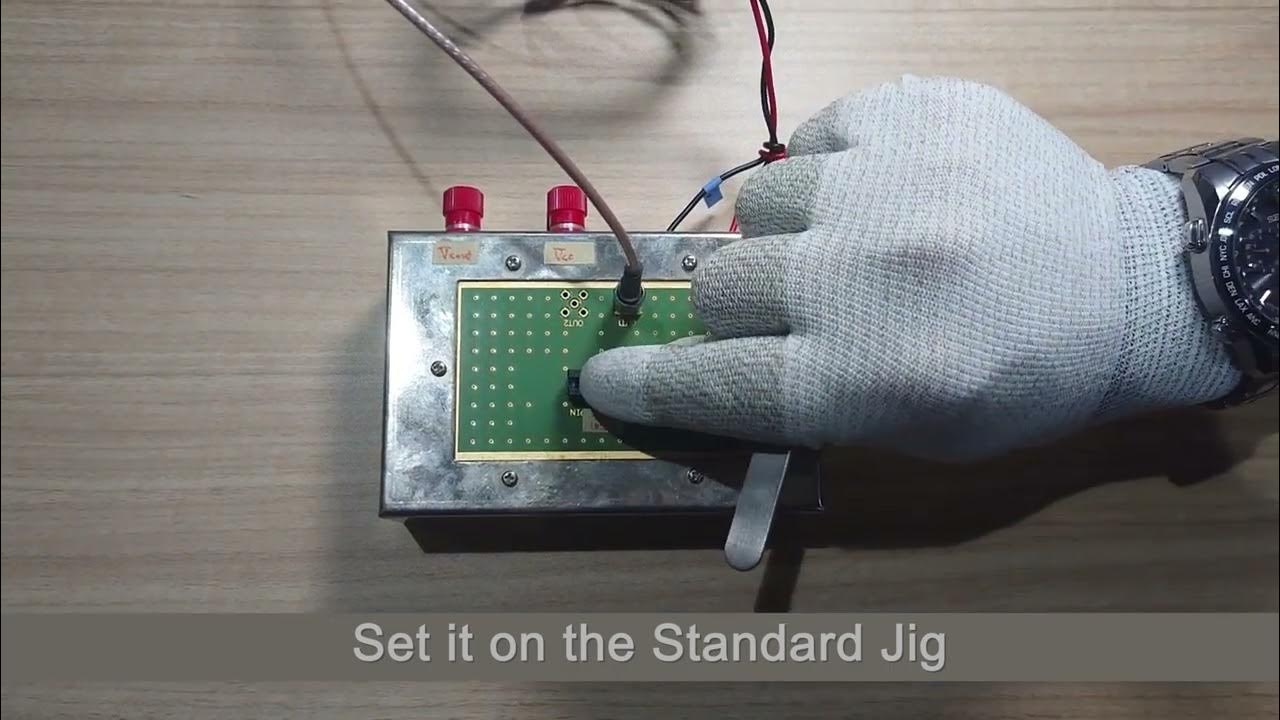 How to program a Programmable Oscillator - YouTube